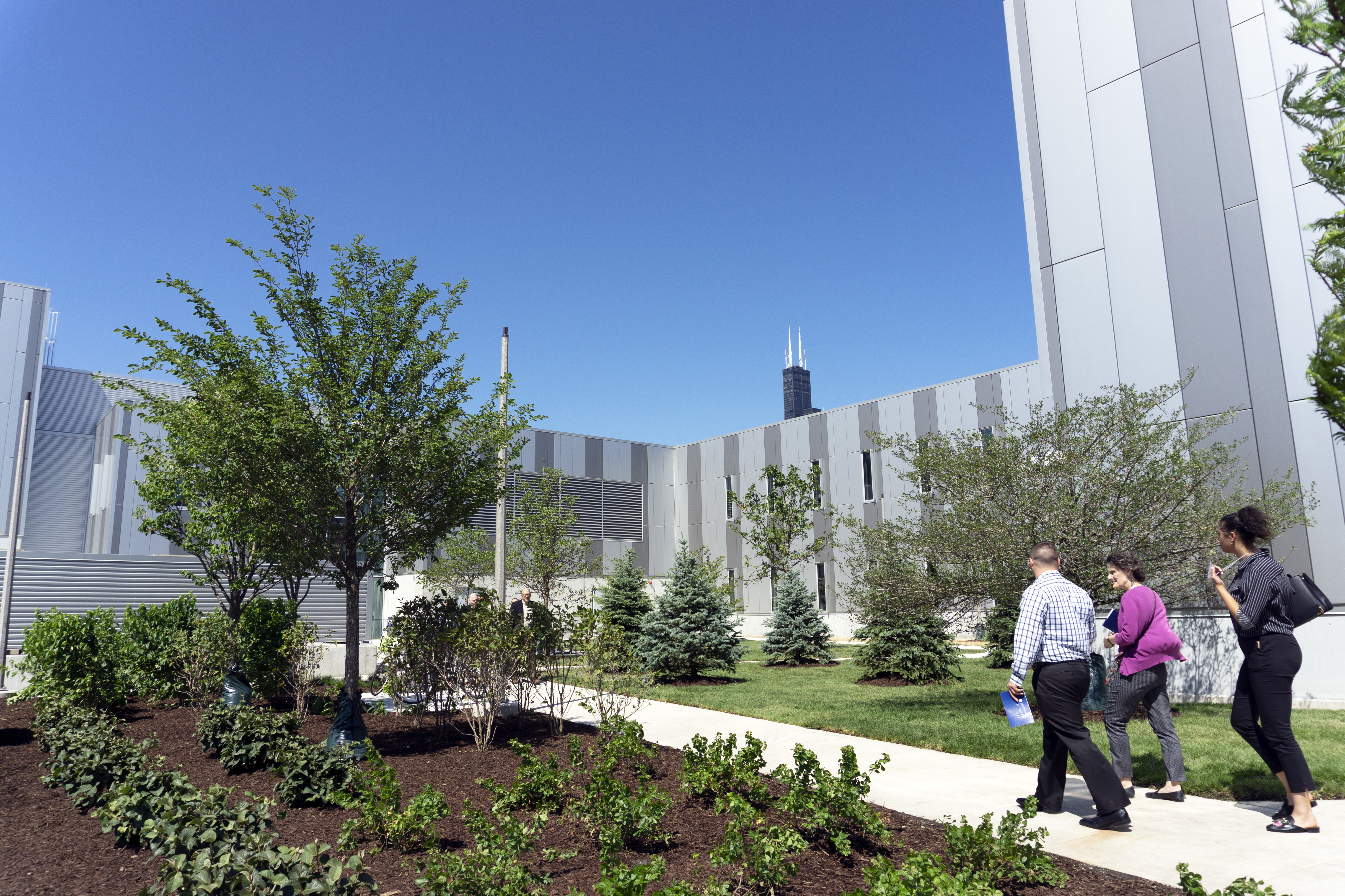 UIC Engineering Innovation Building Celebrates Grand Opening | Berglund ...